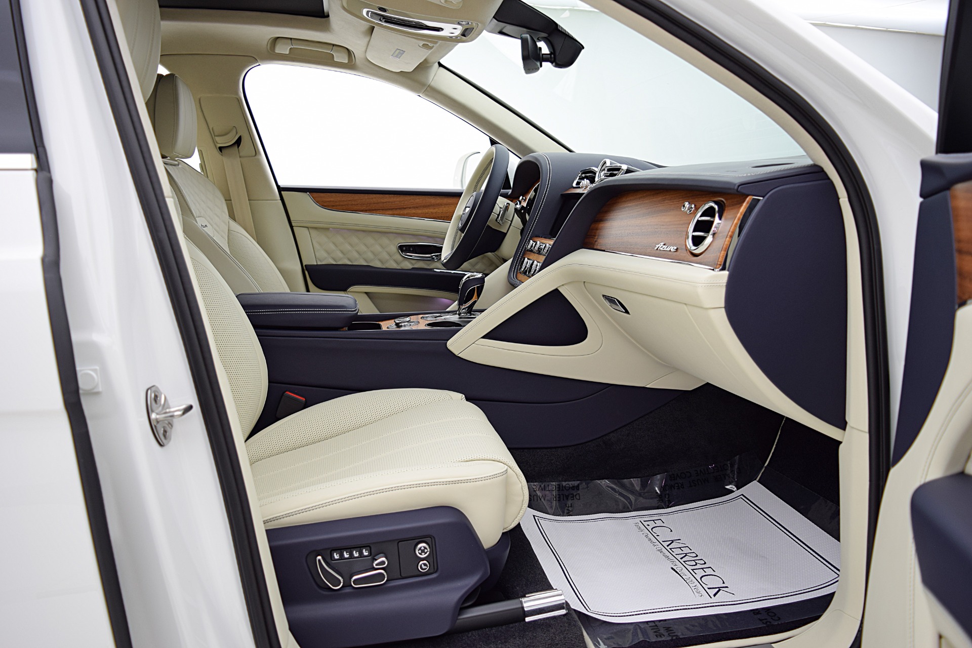 New 2023 Bentley Bentayga Azure V8 For Sale ($244,850) | Rolls-Royce ...