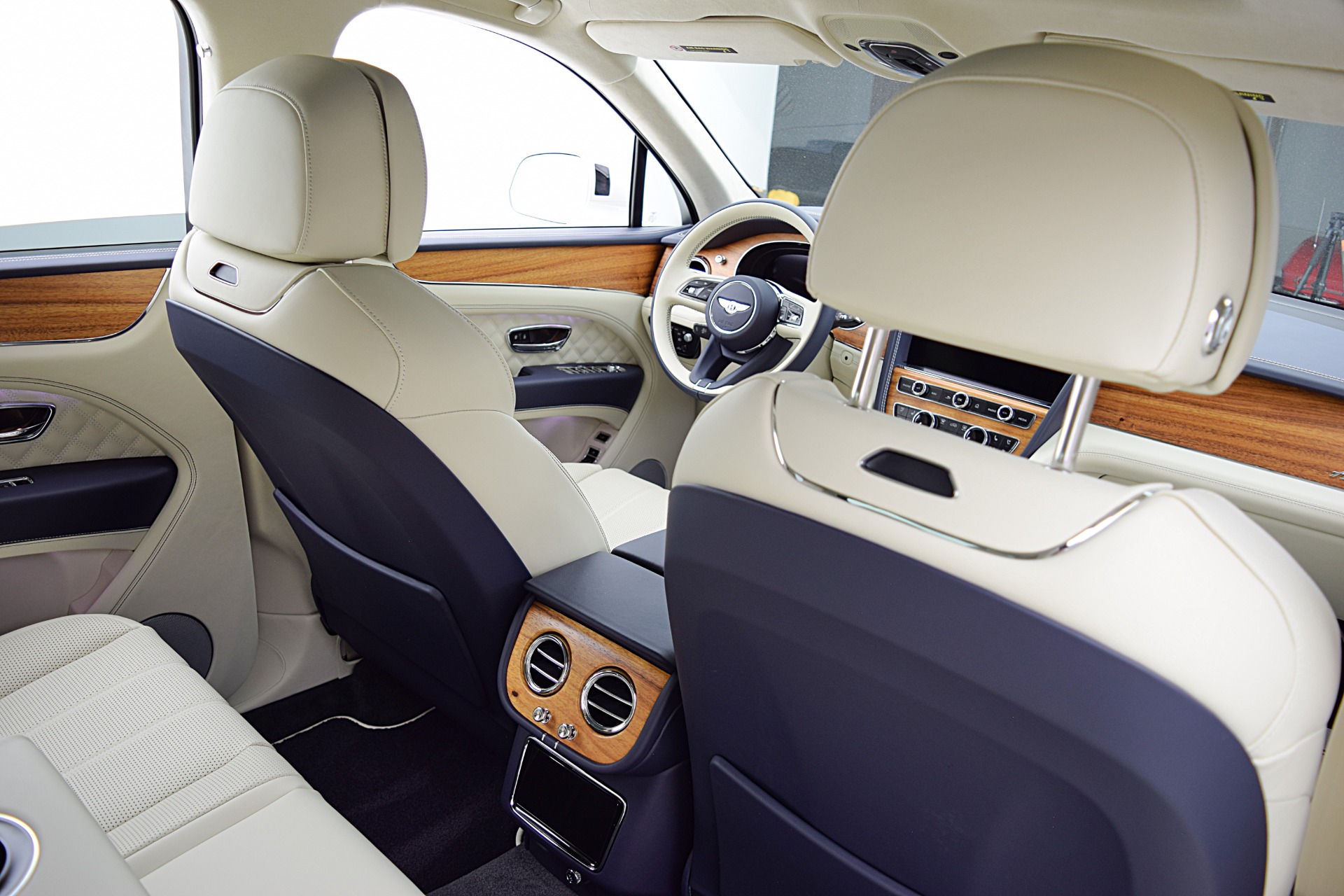 New 2023 Bentley Bentayga Azure V8 For Sale ($244,850) | Rolls-Royce ...