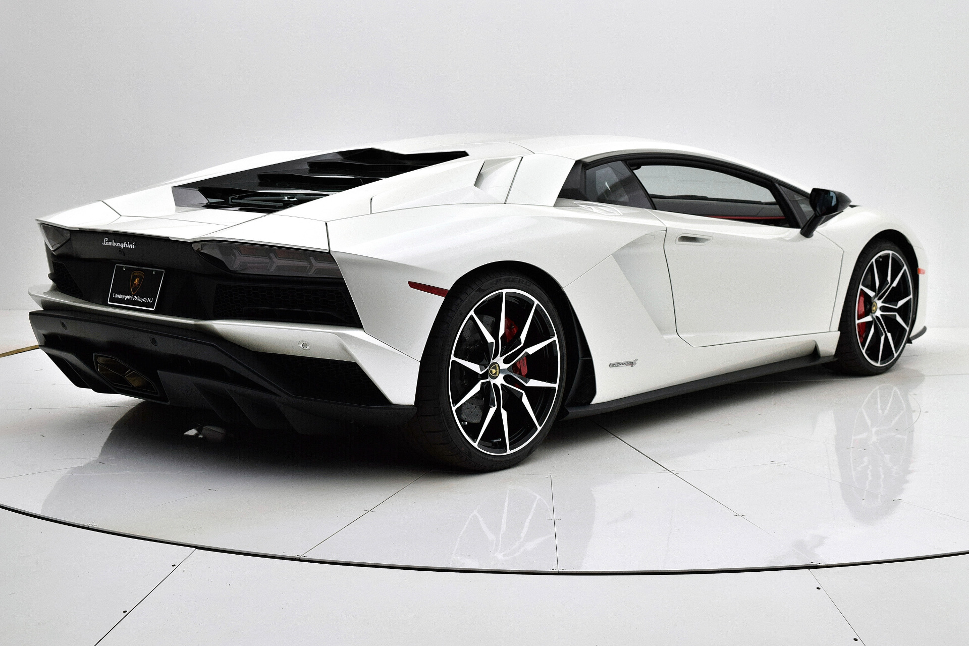 Used 2017 Lamborghini Aventador S LP740-4 For Sale ($503,205) | Rolls ...